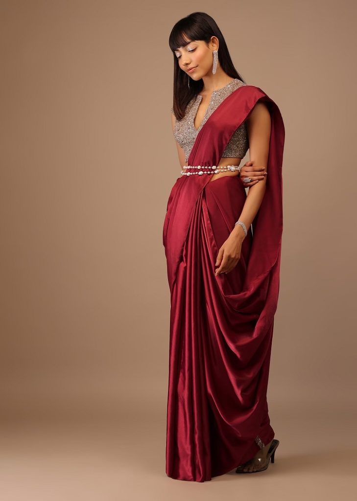 12 Amazing Saree Draping Styles To Look Slim - KALKI Fashion Blog