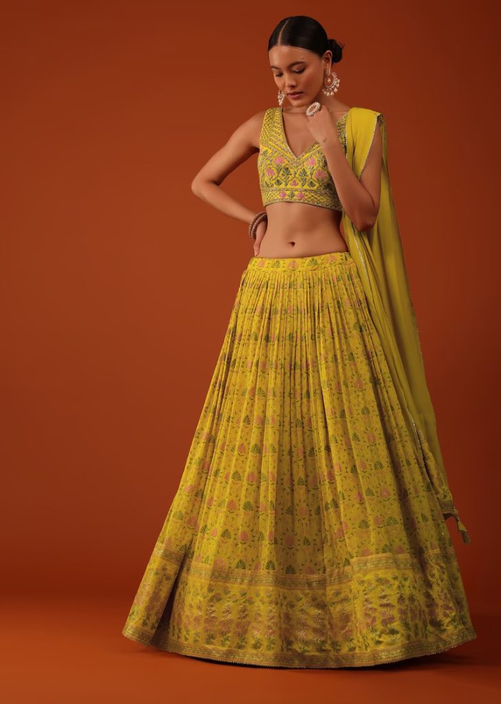 12 Amazing Haldi Outfit Ideas for Bride - KALKI Fashion Blog