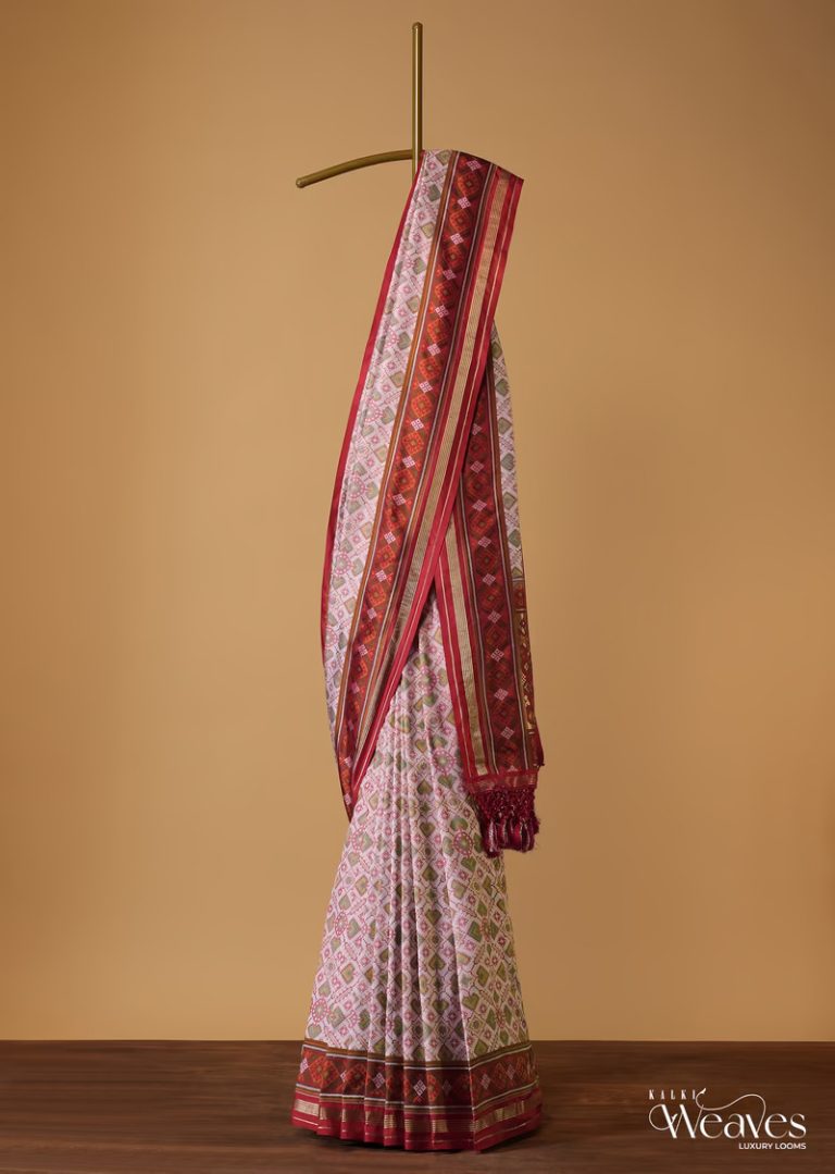 Embarking on Gujarat's Patola Weaving Journey - KALKI Fashion Blog