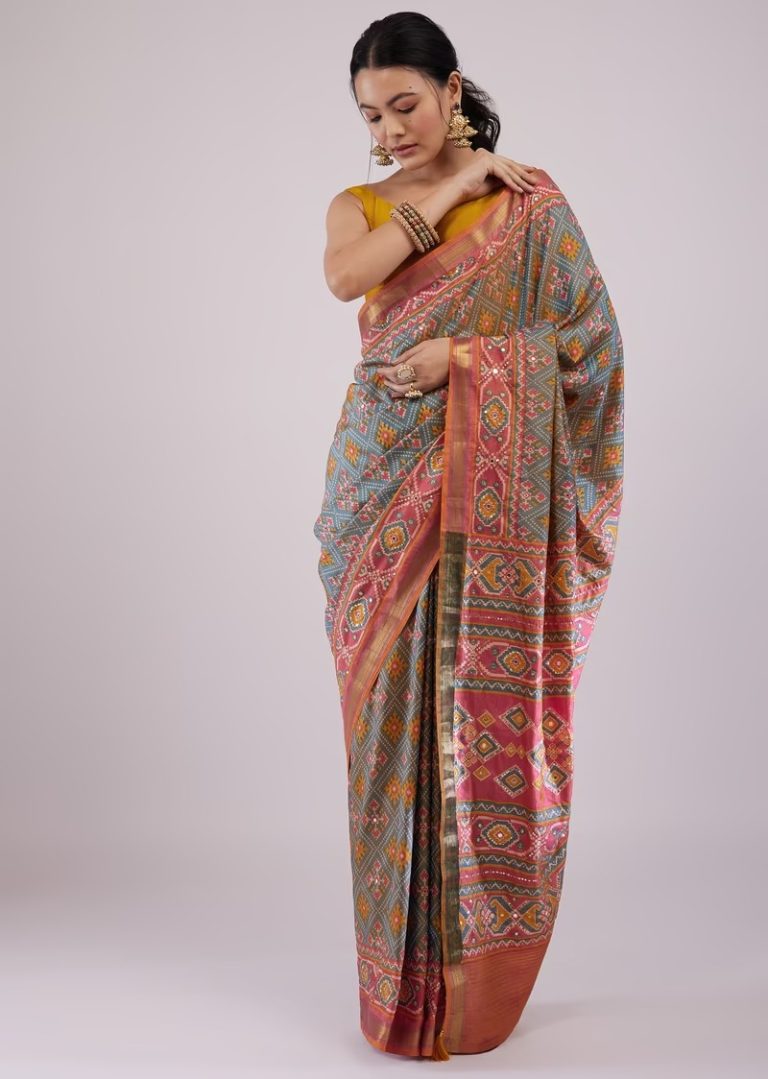 Embarking on Gujarat's Patola Weaving Journey - KALKI Fashion Blog