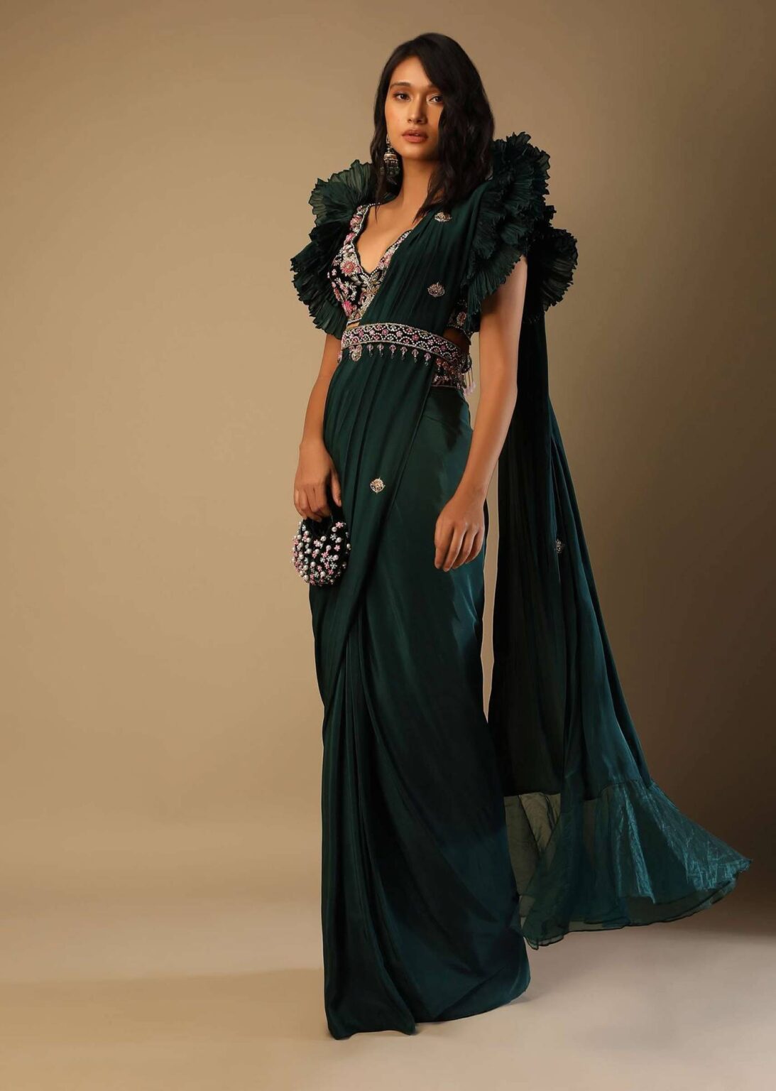 Trendy Saree Color Combinations For 2024 - KALKI Fashion Blog